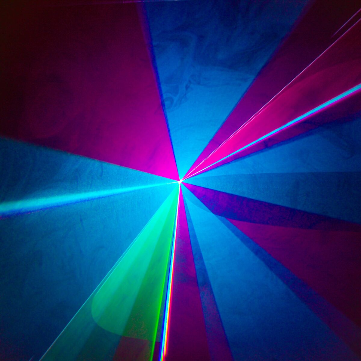 MAC 2000 RGB Mac Mah - Lasers Multicolores | Sonowest.fr